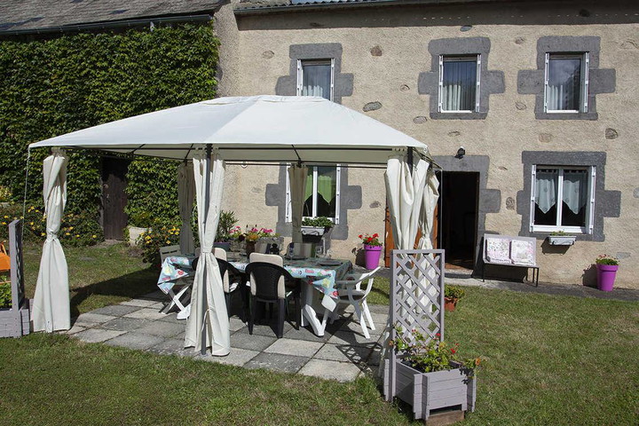 70 M² Gîte ∙ 2 Chambres ∙ 5 Personnes - Puy-de-Dôme
