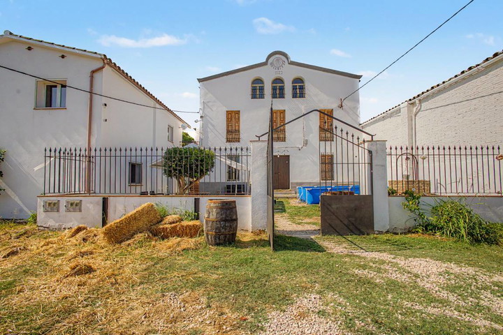120 M² Maison De Vacances ∙ 4 Chambres ∙ 12 Personnes - Sant Sadurní d'Anoia