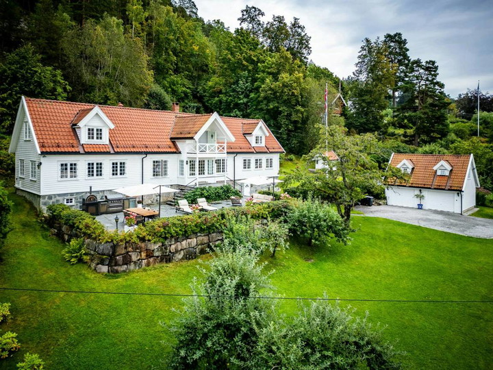 300 M² House ∙ 5 Bedrooms ∙ 8 Guests - Oslo