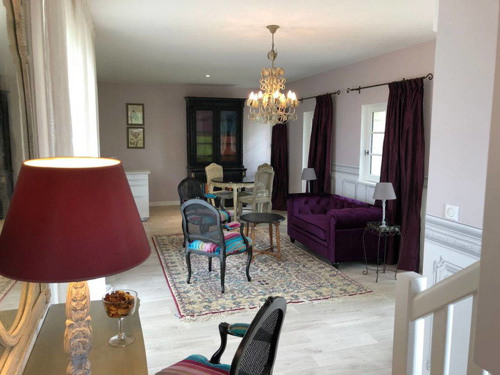 100 M² Appartement ∙ 2 Chambres ∙ 4 Personnes - Langeais