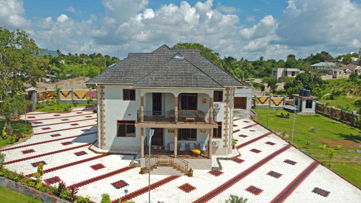 200 M² Villa ∙ 5 Habitaciones ∙ 10 Huéspedes - Dar es Salaam