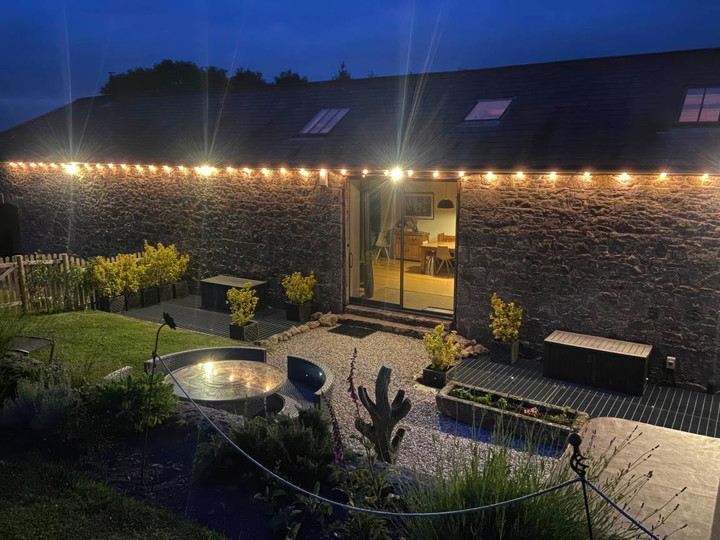 Cottage ∙ 4 Bedrooms ∙ 11 Guests - Buckfastleigh
