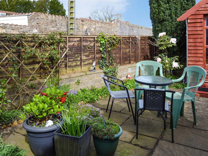Cottage ∙ 2 Bedrooms ∙ 3 Guests - Lincoln