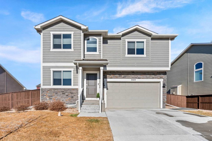 Apartment ∙ 3 Bedrooms ∙ 6 Guests - Loveland, CO