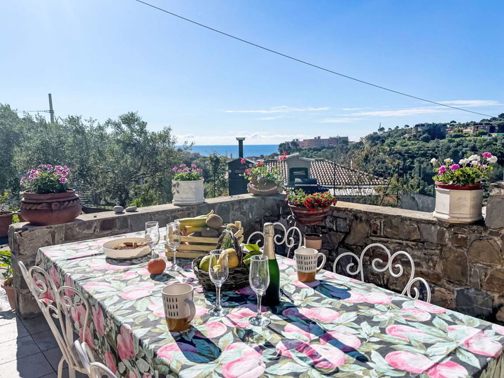 60 M² Apartamento ∙ 2 Habitaciones ∙ 4 Huéspedes - San Lorenzo al Mare