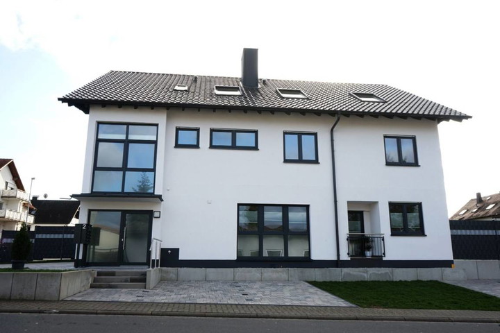 110 M² Apartment ∙ 7 Guests - Aschaffenburg