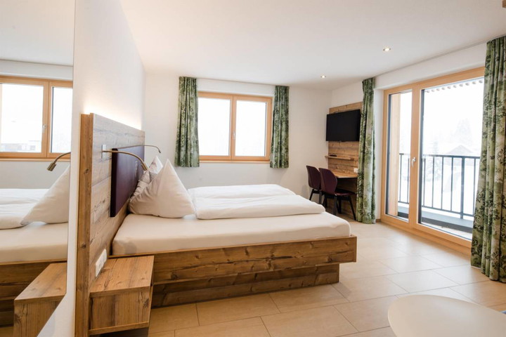 39 M² Hotel ∙ 2 Bedrooms ∙ 4 Guests - Lech