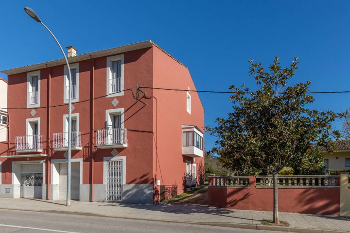 150 M² Casa ∙ 3 Habitaciones ∙ 6 Huéspedes - Amer