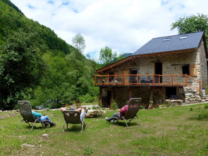 100 M² Gîte ∙ 2 Chambres ∙ 5 Personnes - Étang d'Izourt