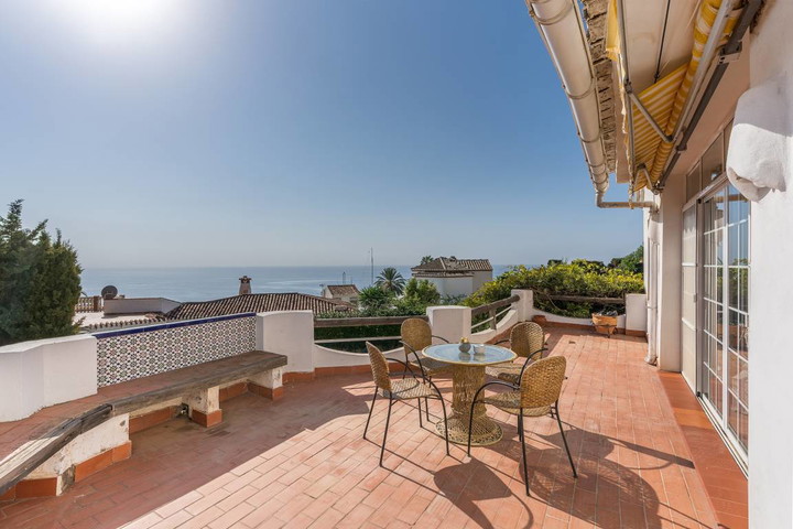 130 M² Apartment ∙ 2 Bedrooms ∙ 6 Guests - Salobreña