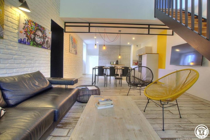 80 M² Gîte ∙ 2 Chambres ∙ 6 Personnes - Ain