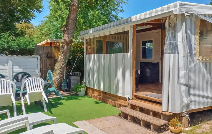 40 M² Camping ∙ 2 Chambres ∙ 6 Personnes - Gastes