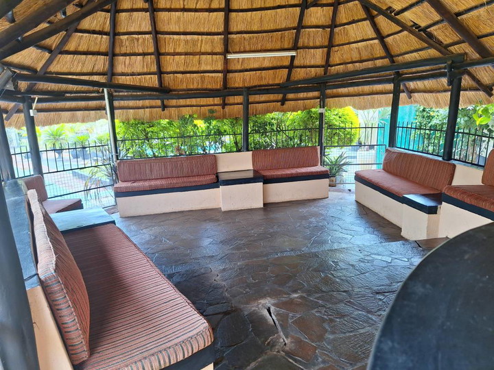 340 M² House ∙ 6 Bedrooms ∙ 12 Guests - Harare