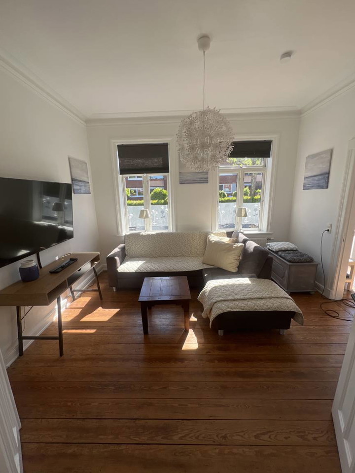 75 M² Ferienwohnung ∙ 1 Schlafzimmer ∙ 4 Gäste - Quickborn