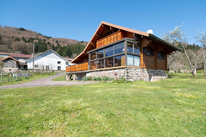 110 M² Chalet ∙ 3 Chambres ∙ 6 Personnes - Luxeuil-les-Bains