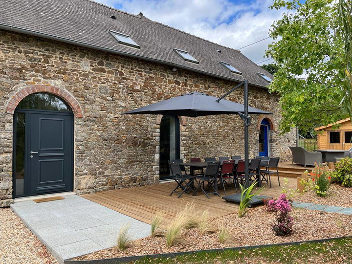 210 M² Gîte ∙ 5 Chambres ∙ 12 Personnes - Vitré