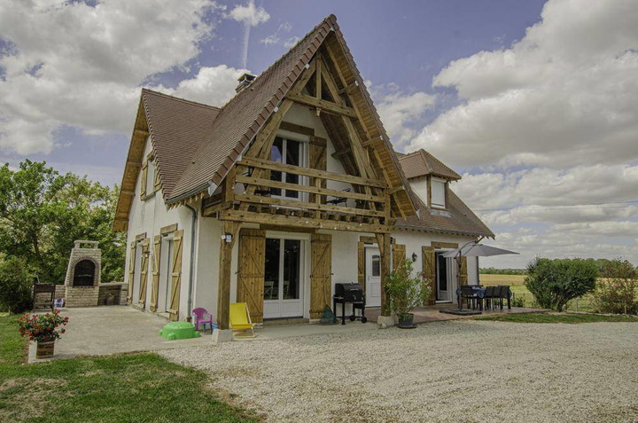 142 M² Gîte ∙ 4 Chambres ∙ 9 Personnes - Troyes