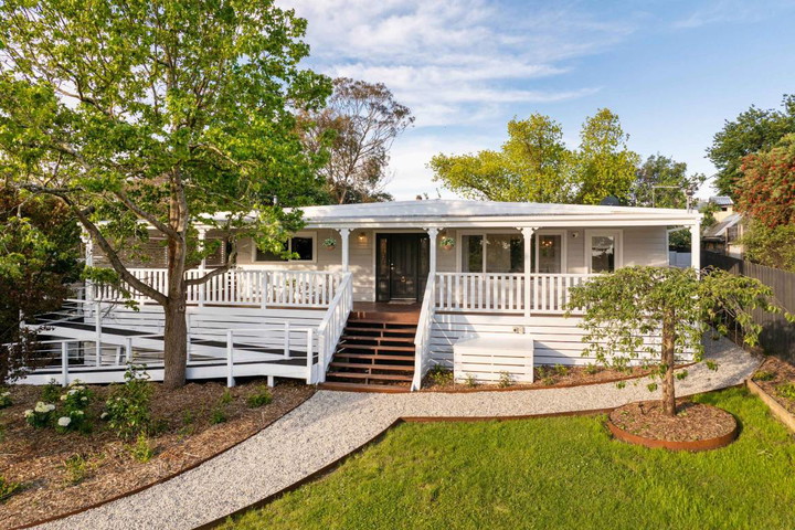 Apartment ∙ 6 Bedrooms ∙ 17 Guests - Yarra Glen