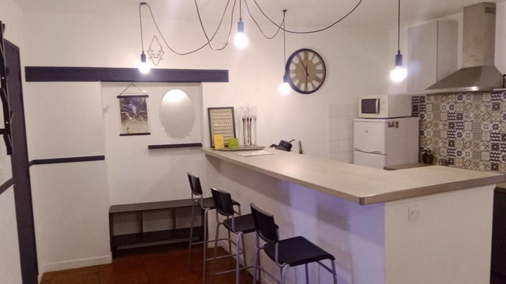 50 M² Ferienwohnung ∙ 1 Schlafzimmer ∙ 2 Gäste - Forcalquier