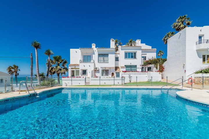 105 M² Ferienhaus ∙ 2 Schlafzimmer ∙ 4 Gäste - La Cala de Mijas