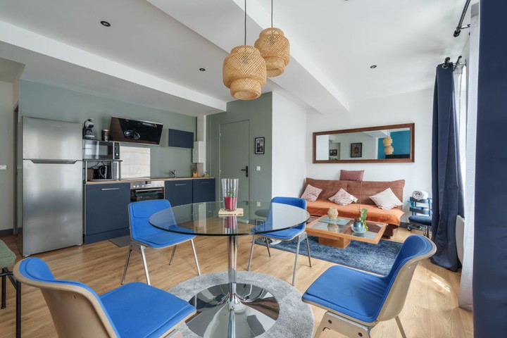 70 M² Apartment ∙ 2 Bedrooms ∙ 4 Guests - Nancy