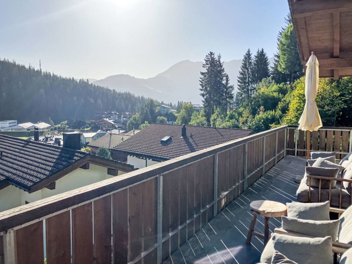 180 M² Ferienhaus ∙ 3 Schlafzimmer ∙ 8 Gäste - Laax