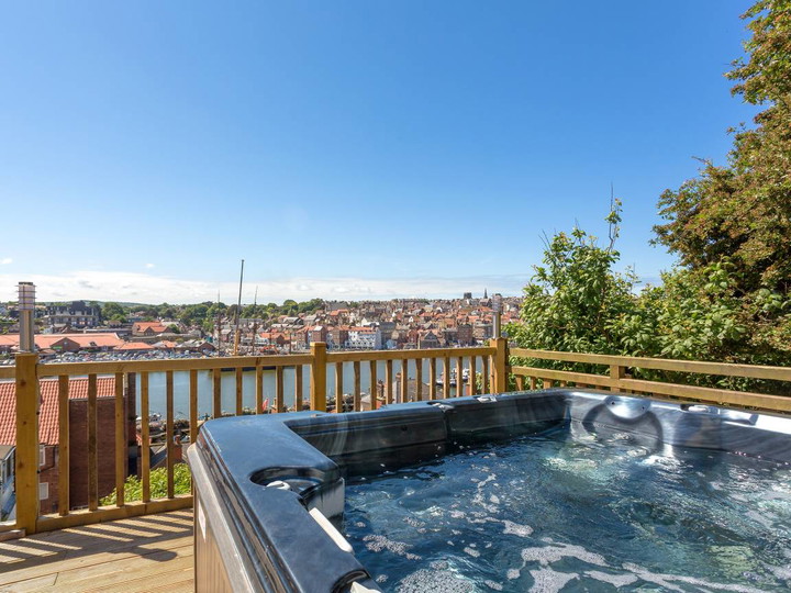 Cottage ∙ 3 Bedrooms ∙ 6 Guests - Whitby