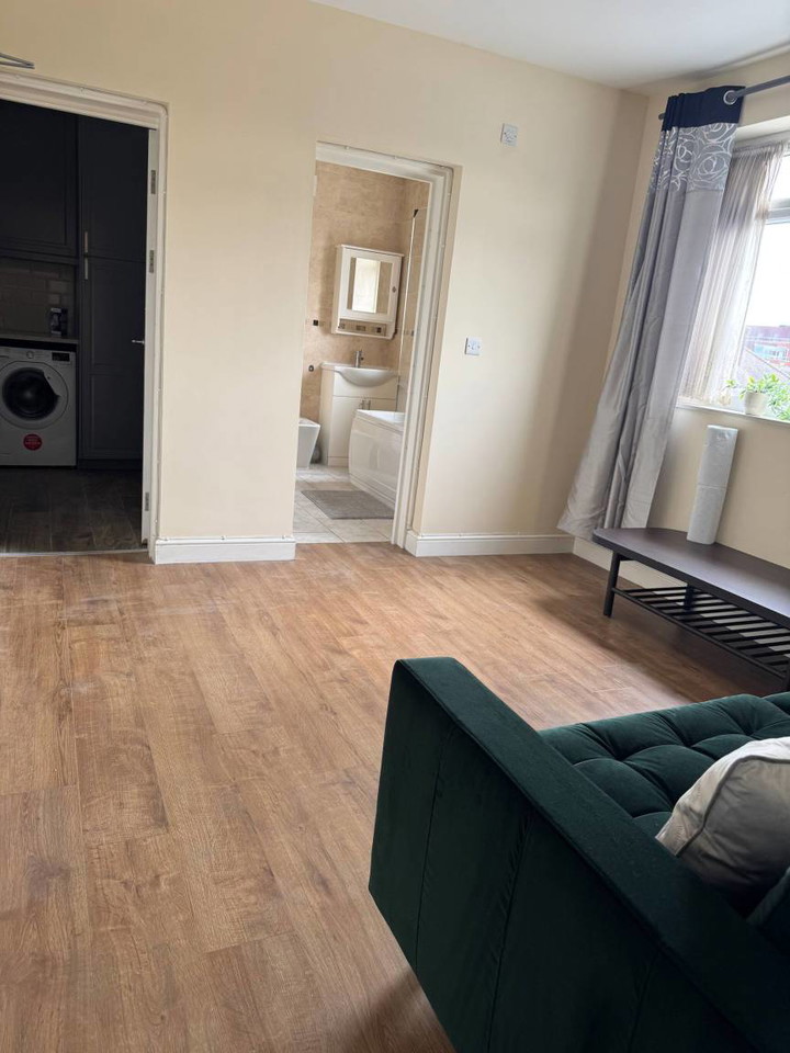 65 M² Apartment ∙ 2 Bedrooms ∙ 5 Guests - Hertfordshire