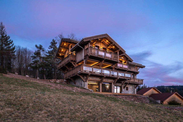 312 M² Chalet ∙ 6 Chambres ∙ 14 Personnes - Lorraine