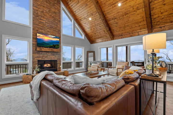 368 M² House ∙ 4 Bedrooms ∙ 12 Guests - Beech Mountain, NC
