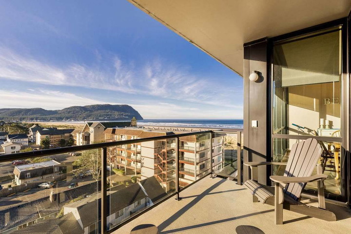 130 M² House ∙ 2 Bedrooms ∙ 4 Guests - Cannon Beach, OR