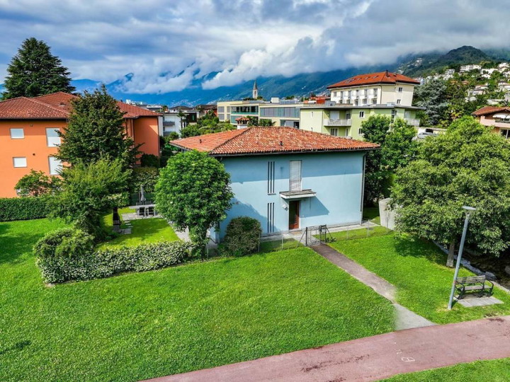 180 M² Maison De Vacances ∙ 3 Chambres ∙ 9 Personnes - Locarno
