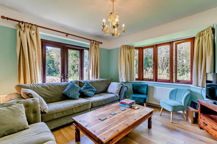 Cottage ∙ 5 Bedrooms ∙ 8 Guests - Kent