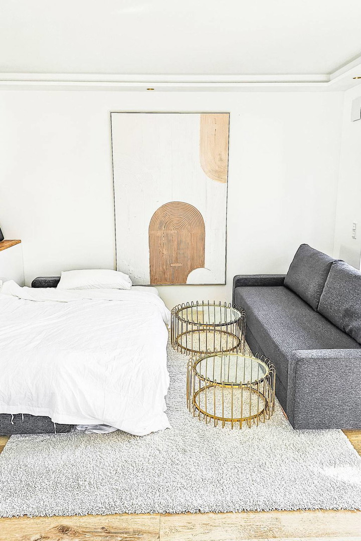 65 M² Ferienwohnung ∙ 1 Schlafzimmer ∙ 8 Gäste - München