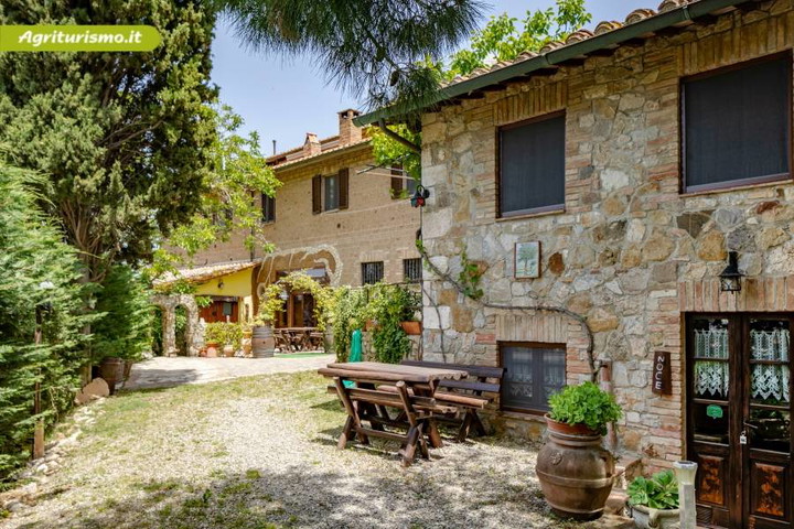 Habitación Privada ∙ 2 Habitaciones ∙ 6 Huéspedes - Pienza