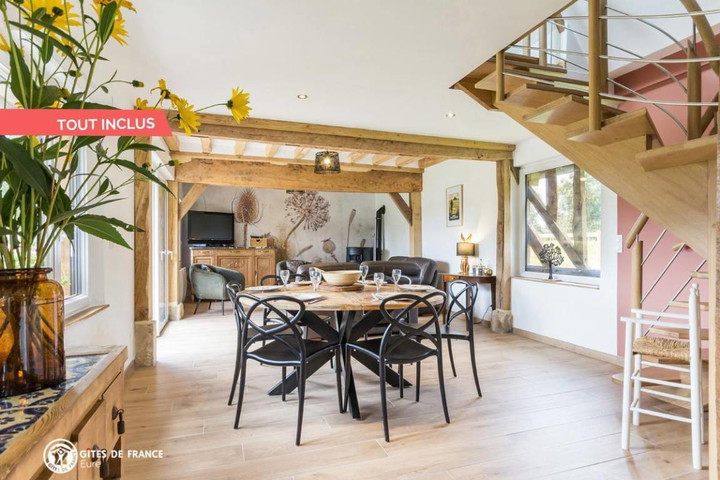 89 M² Gîte ∙ 3 Chambres ∙ 6 Personnes - Brionne