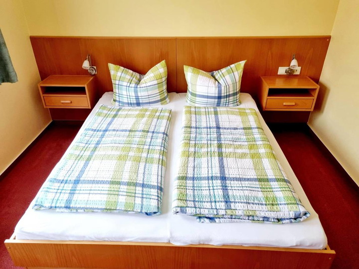 16 M² Hotel ∙ 1 Bedroom ∙ 2 Guests - Naumburg