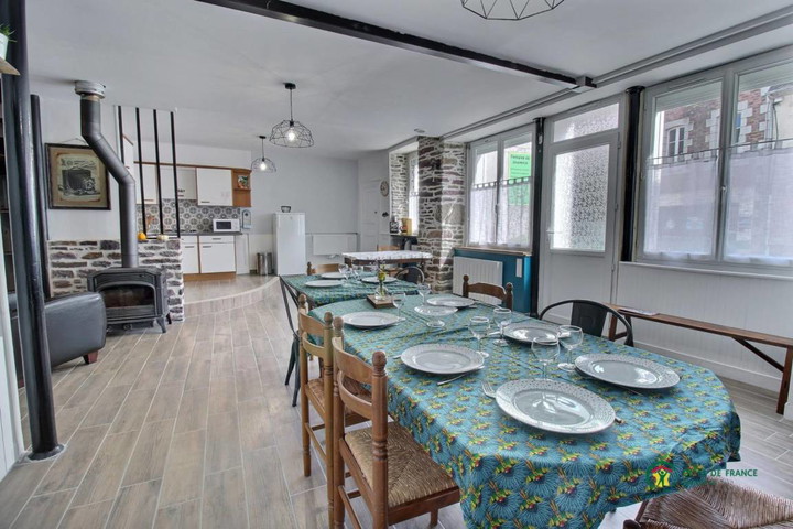 135 M² Gîte ∙ 4 Chambres ∙ 10 Personnes - Paimpont