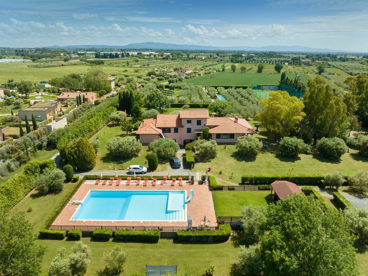 500 M² Villa Vacanza ∙ 8 Camere Da Letto ∙ 25 Ospiti - Rosignano Marittimo