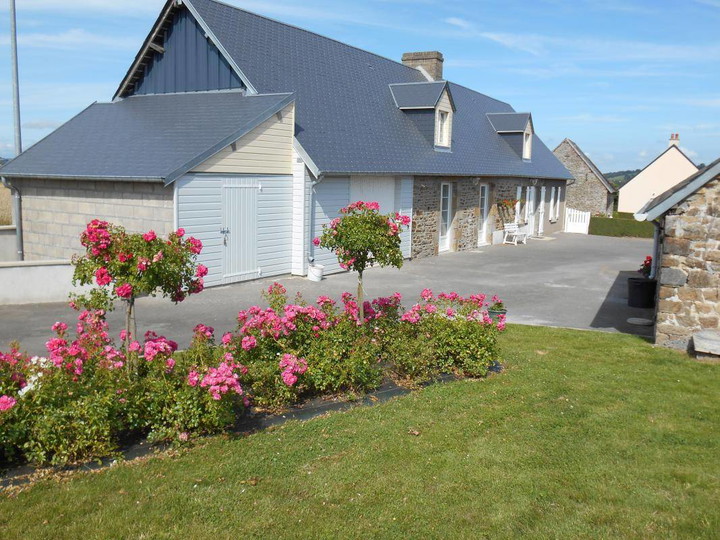 81 M² Gîte ∙ 2 Schlafzimmer ∙ 4 Gäste - Avranches