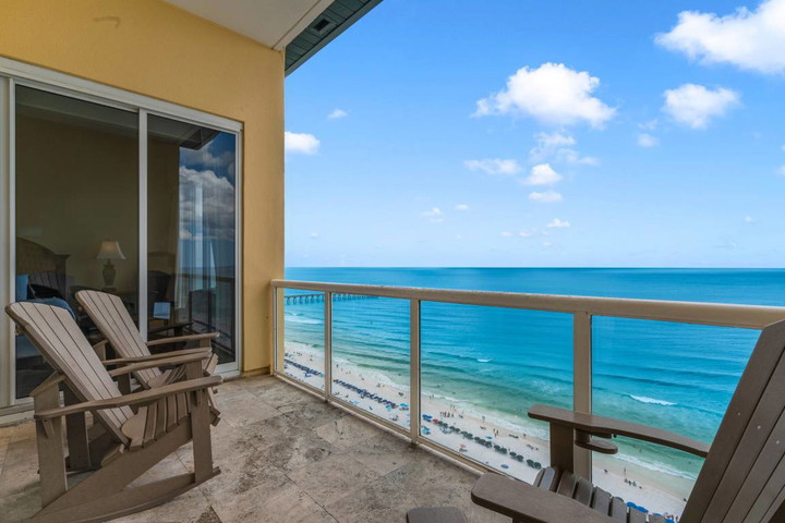 Condo ∙ 3 Bedrooms ∙ 6 Guests - Navarre, FL