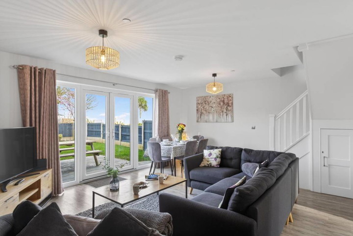 Cottage ∙ 3 Bedrooms ∙ 6 Guests - Bangor