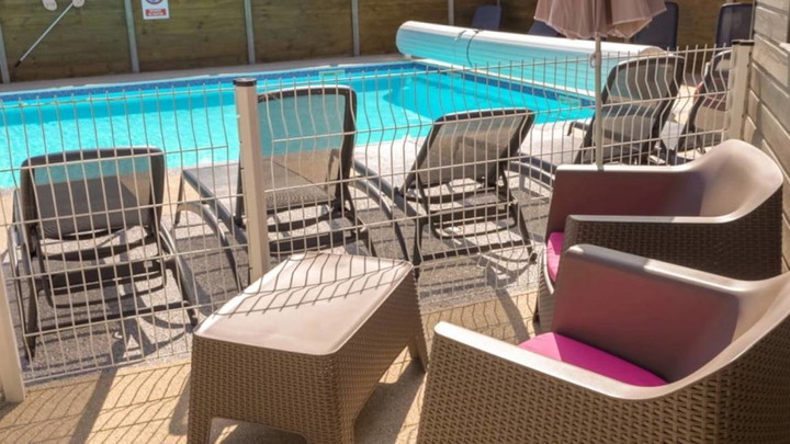25 M² Camping ∙ 2 Chambres ∙ 4 Personnes - Louannec