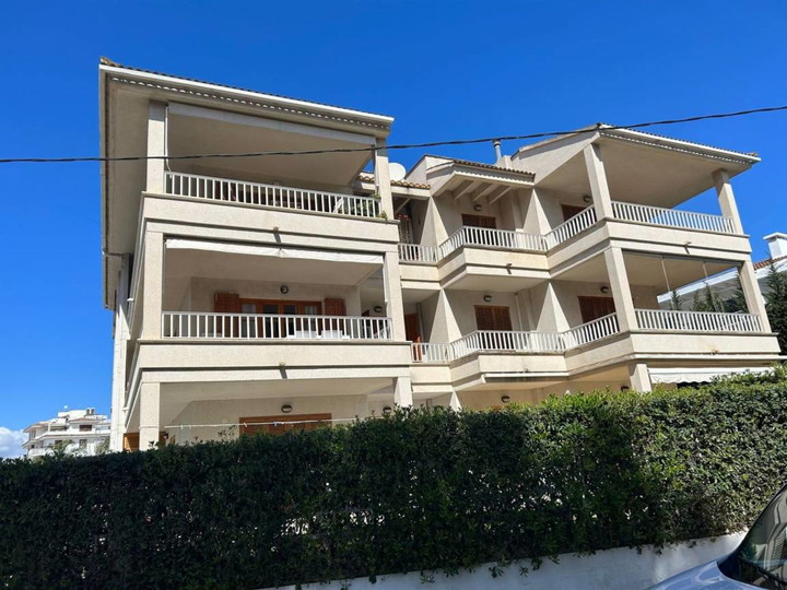 100 M² Apartamento ∙ 3 Habitaciones ∙ 8 Huéspedes - Alcudia