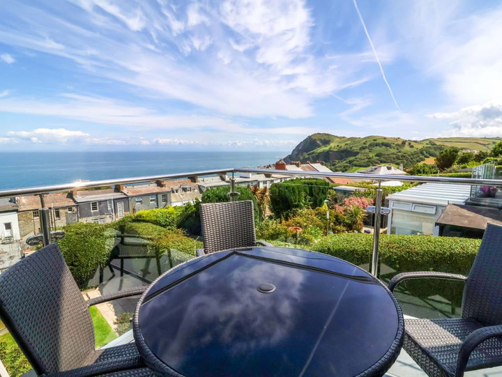 Cottage ∙ 4 Bedrooms ∙ 8 Guests - Ilfracombe