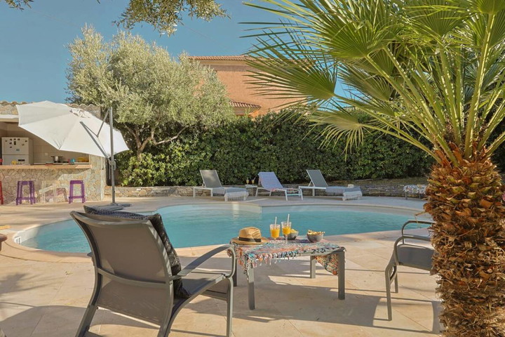 130 M² Villa ∙ 2 Chambres ∙ 4 Personnes - Borgo
