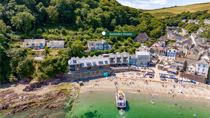 333 M² House ∙ 5 Bedrooms ∙ 10 Guests - Plymouth