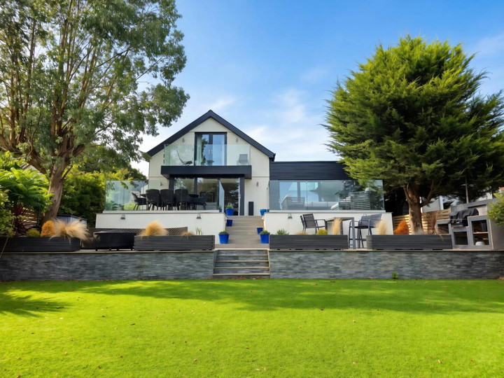 111 M² Ferienhaus ∙ 3 Schlafzimmer ∙ 8 Gäste - Benllech
