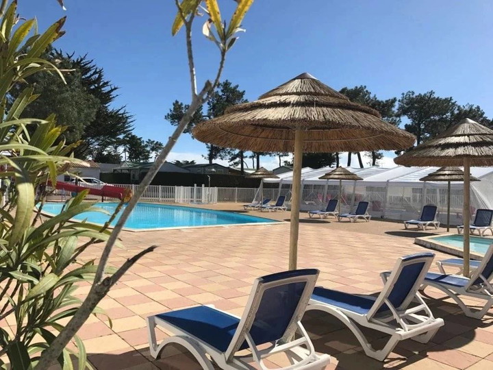 30 M² Camping ∙ 3 Bedrooms ∙ 6 Guests - Île de Ré