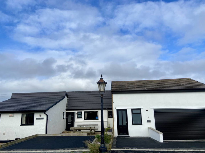 Cottage ∙ 5 Bedrooms ∙ 16 Guests - Trearddur Bay